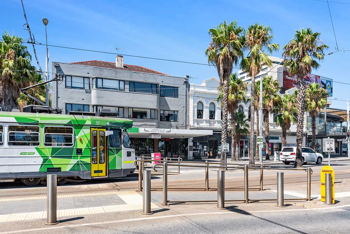 Melbourne By Rail: Along the St Kilda Line