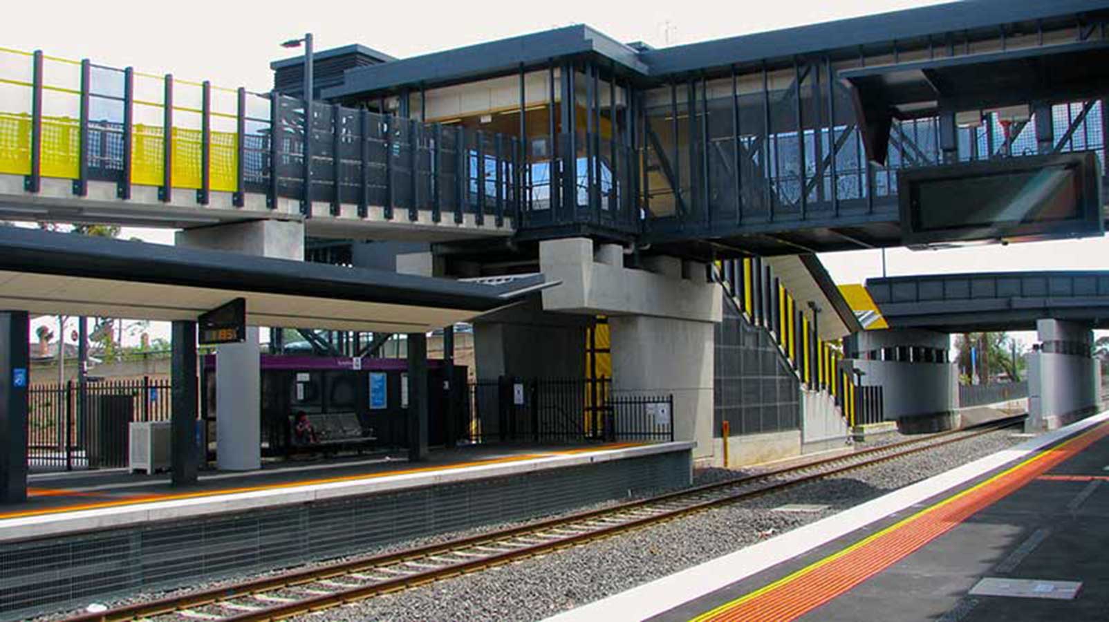 Melbourne By Rail: Along the Sunbury Line